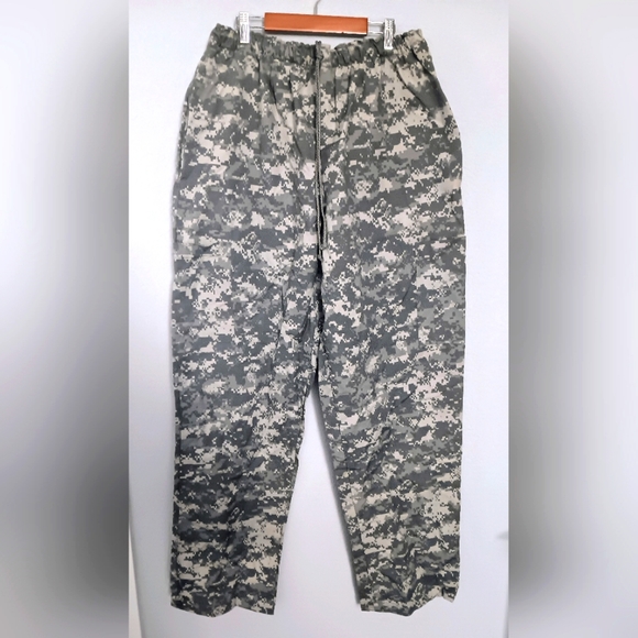 U.S. Army | Pants | Us Army Digital Camouflage Cargo Combat Trousers ...